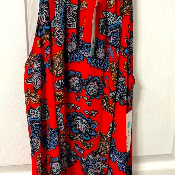 Collective Concepts | Tops | Womens Red Paisley Dressy Style Tank High ...